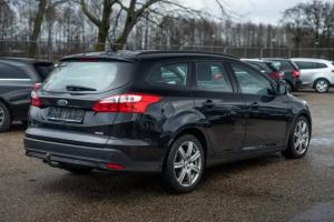 Melns Ford Focus 2013 Liepāja, ar dzinēja tilpumu 1.60 L un nobraukumu 227 tūkst. km par 5500 €, foto 5 vietnē AUTOMOTO.COM.LV