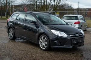 Melns Ford Focus 2013 Liepāja, ar dzinēja tilpumu 1.60 L un nobraukumu 227 tūkst. km par 5500 €, foto 6 vietnē AUTOMOTO.COM.LV