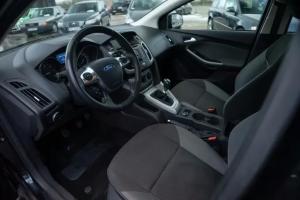 Melns Ford Focus 2013 Liepāja, ar dzinēja tilpumu 1.60 L un nobraukumu 227 tūkst. km par 5500 €, foto 9 vietnē AUTOMOTO.COM.LV