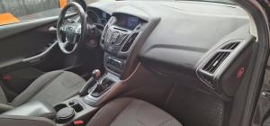 Melns Ford Focus 2013 Valmiera, ar dzinēja tilpumu 1.60 L un nobraukumu 242 tūkst. km par 4350 €, foto 9 vietnē AUTOMOTO.COM.LV