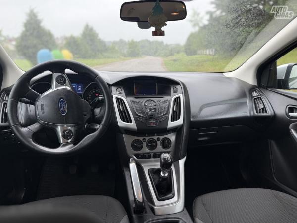 Melns Ford Focus 2013 Utena, ar dzinēja tilpumu 1.60 L un nobraukumu 268 tūkst. km par 3600 €, foto 9 vietnē AUTOMOTO.COM.LV
