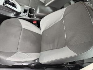 Melns Ford Focus 2013 Utena, ar dzinēja tilpumu 1.60 L un nobraukumu 268 tūkst. km par 3400 €, foto 11 vietnē AUTOMOTO.COM.LV
