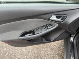 Melns Ford Focus 2013 Utena, ar dzinēja tilpumu 1.60 L un nobraukumu 268 tūkst. km par 3400 €, foto 12 vietnē AUTOMOTO.COM.LV