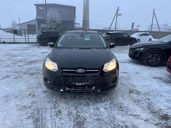 Black Ford Focus 2014 in Taurage, with an engine capacity of 1.00 L and mileage of 217 thousand km for 3500 €, photo 6 on AUTOMOTO.COM.LV