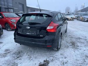 Melns Ford Focus 2014 Tauragė, ar dzinēja tilpumu 1.00 L un nobraukumu 217 tūkst. km par 3500 €, foto 9 vietnē AUTOMOTO.COM.LV