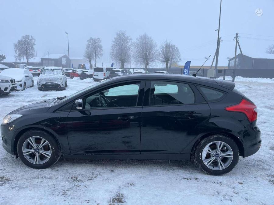 Melns Ford Focus 2014 Tauragė, ar dzinēja tilpumu 1.00 L un nobraukumu 217 tūkst. km par 3500 €, foto 12 vietnē AUTOMOTO.COM.LV