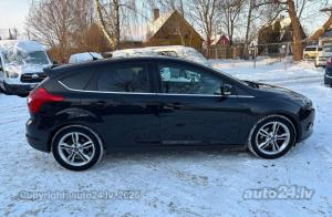 Melns Ford Focus 2014 Pērnava, ar dzinēja tilpumu 1.60 L un nobraukumu 190 tūkst. km par 5490 €, foto 5 vietnē AUTOMOTO.COM.LV