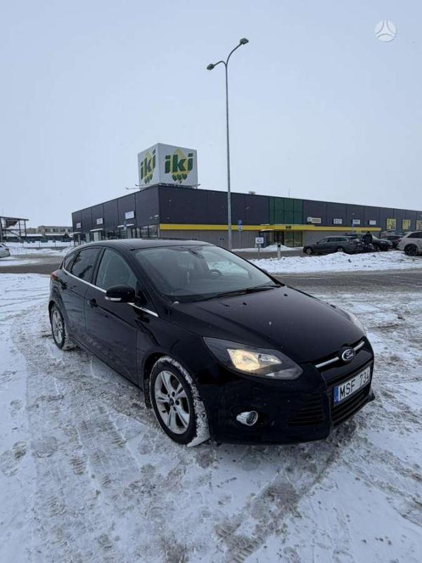 Melns Ford Focus 2014 Kauņa, ar dzinēja tilpumu 1.00 L un nobraukumu 174 tūkst. km par 2250 €, foto 1 vietnē AUTOMOTO.COM.LV