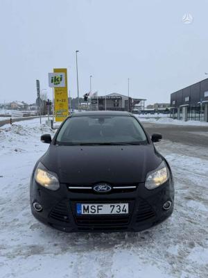 Melns Ford Focus 2014 Kauņa, ar dzinēja tilpumu 1.00 L un nobraukumu 174 tūkst. km par 2250 €, foto 2 vietnē AUTOMOTO.COM.LV