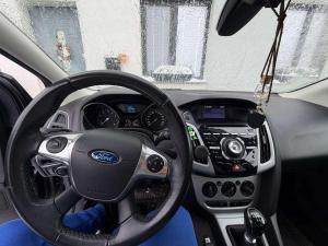 Melns Ford Focus 2014 Kauņa, ar dzinēja tilpumu 1.00 L un nobraukumu 174 tūkst. km par 2250 €, foto 6 vietnē AUTOMOTO.COM.LV