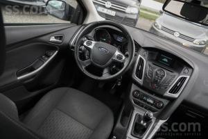 Black Ford Focus 2014 in Riga, with an engine capacity of 1.60 L and mileage of 160 thousand km for 2990 €, photo 8 on AUTOMOTO.COM.LV