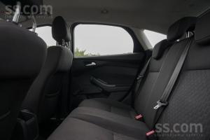 Black Ford Focus 2014 in Riga, with an engine capacity of 1.60 L and mileage of 160 thousand km for 2990 €, photo 17 on AUTOMOTO.COM.LV