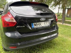 Black Ford Focus 2014 in Kaunas, with an engine capacity of 1.00 L and mileage of 119 thousand km for 3900 €, photo 7 on AUTOMOTO.COM.LV