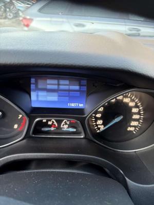 Black Ford Focus 2014 in Kaunas, with an engine capacity of 1.00 L and mileage of 119 thousand km for 3900 €, photo 10 on AUTOMOTO.COM.LV