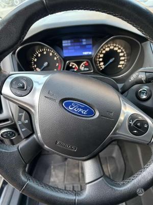 Black Ford Focus 2014 in Kaunas, with an engine capacity of 1.00 L and mileage of 119 thousand km for 3900 €, photo 13 on AUTOMOTO.COM.LV