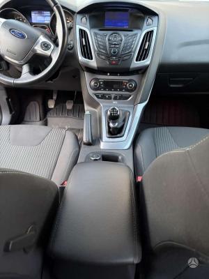 Black Ford Focus 2014 in Kaunas, with an engine capacity of 1.00 L and mileage of 119 thousand km for 3900 €, photo 20 on AUTOMOTO.COM.LV