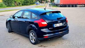 Black Ford Focus 2014 in Cesis, with an engine capacity of 1.60 L and mileage of 161 thousand km for 4200 €, photo 8 on AUTOMOTO.COM.LV