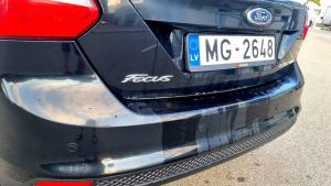Black Ford Focus 2014 in Cesis, with an engine capacity of 1.60 L and mileage of 161 thousand km for 4200 €, photo 9 on AUTOMOTO.COM.LV