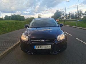 Melns Ford Focus 2014 Viļņa, ar dzinēja tilpumu 1.00 L un nobraukumu 132 tūkst. km par 2700 €, foto 5 vietnē AUTOMOTO.COM.LV