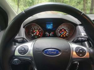 Melns Ford Focus 2014 Viļņa, ar dzinēja tilpumu 1.00 L un nobraukumu 132 tūkst. km par 2700 €, foto 9 vietnē AUTOMOTO.COM.LV
