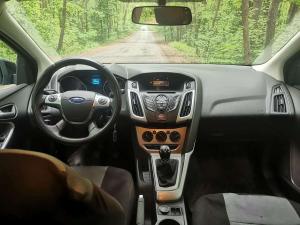 Melns Ford Focus 2014 Viļņa, ar dzinēja tilpumu 1.00 L un nobraukumu 132 tūkst. km par 2700 €, foto 14 vietnē AUTOMOTO.COM.LV
