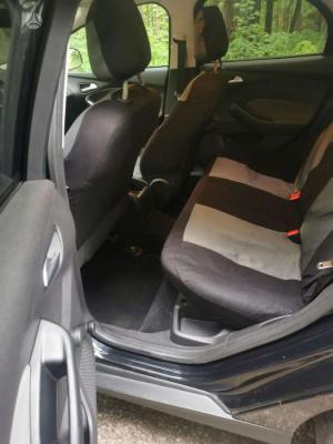 Melns Ford Focus 2014 Viļņa, ar dzinēja tilpumu 1.00 L un nobraukumu 132 tūkst. km par 2700 €, foto 15 vietnē AUTOMOTO.COM.LV