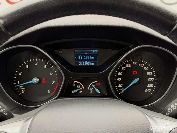 Black Ford Focus 2014 in Taurage, with an engine capacity of 1.00 L and mileage of 217 thousand km for 3600 €, photo 11 on AUTOMOTO.COM.LV