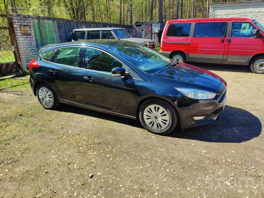 Black Ford Focus 2015 in Riga, with an engine capacity of 1.60 L and mileage of 169 thousand km for 5000 €, photo 1 on AUTOMOTO.COM.LV