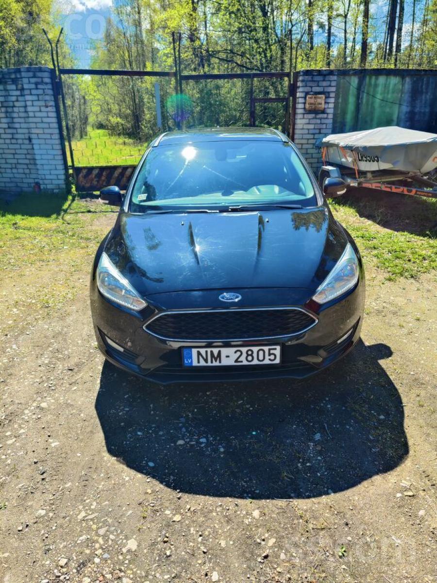 Black Ford Focus 2015 in Riga, with an engine capacity of 1.60 L and mileage of 169 thousand km for 5000 €, photo 14 on AUTOMOTO.COM.LV