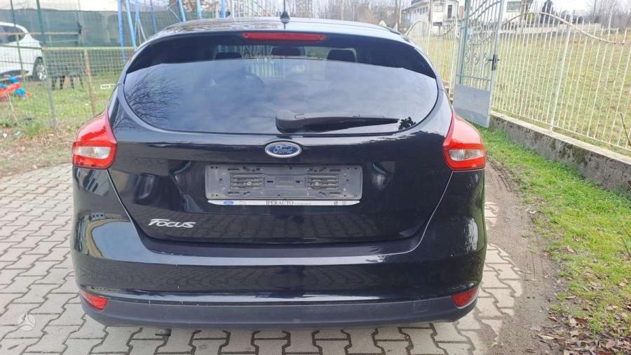 Black Ford Focus 2015 in Taurage, with an engine capacity of 1.50 L and mileage of 200 thousand km for 3200 €, photo 5 on AUTOMOTO.COM.LV