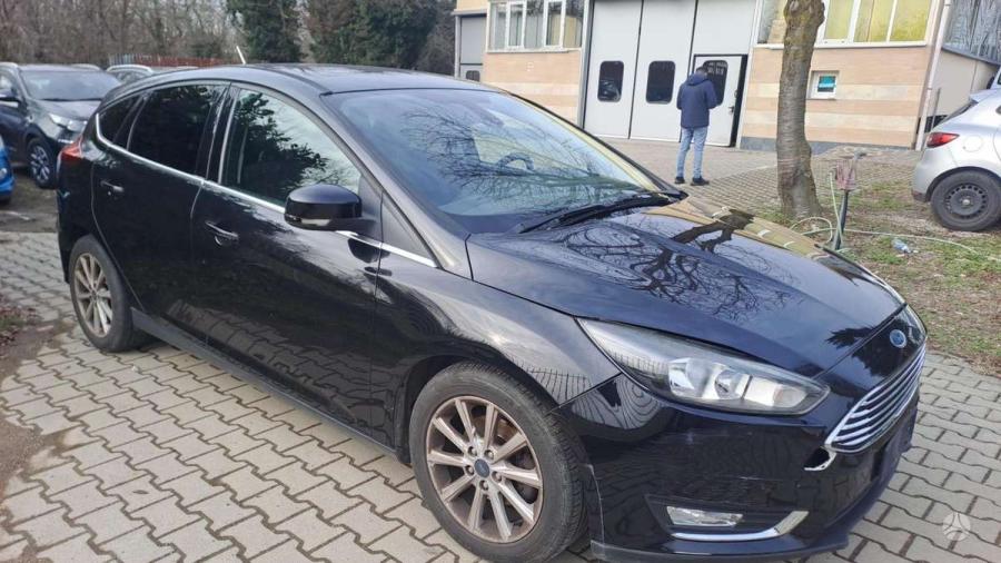 Black Ford Focus 2015 in Taurage, with an engine capacity of 1.50 L and mileage of 200 thousand km for 3200 €, photo 6 on AUTOMOTO.COM.LV