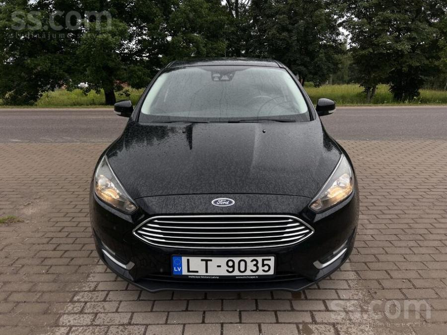 Melns Ford Focus 2015 Limbaži, ar dzinēja tilpumu 1.00 L un nobraukumu 72 tūkst. km par 5950 €, foto 3 vietnē AUTOMOTO.COM.LV