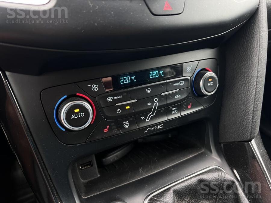 Melns Ford Focus 2015 Limbaži, ar dzinēja tilpumu 1.00 L un nobraukumu 72 tūkst. km par 5950 €, foto 17 vietnē AUTOMOTO.COM.LV