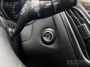 Melns Ford Focus 2015 Limbaži, ar dzinēja tilpumu 1.00 L un nobraukumu 72 tūkst. km par 5950 €, foto 19 vietnē AUTOMOTO.COM.LV