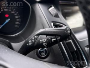 Melns Ford Focus 2015 Limbaži, ar dzinēja tilpumu 1.00 L un nobraukumu 72 tūkst. km par 5950 €, foto 20 vietnē AUTOMOTO.COM.LV