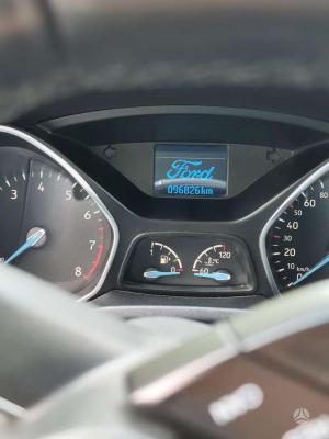 Melns Ford Focus 2015 Kauņa, ar dzinēja tilpumu 1.00 L un nobraukumu 97 tūkst. km par 4700 €, foto 3 vietnē AUTOMOTO.COM.LV