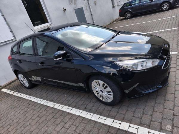 Melns Ford Focus 2015 Kauņa, ar dzinēja tilpumu 1.00 L un nobraukumu 97 tūkst. km par 4700 €, foto 6 vietnē AUTOMOTO.COM.LV