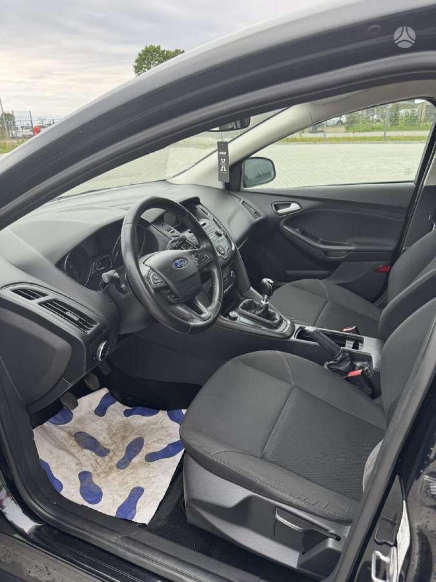 Black Ford Focus 2015 in Taurage, with an engine capacity of 1.00 L and mileage of 173 thousand km for 3100 €, photo 10 on AUTOMOTO.COM.LV
