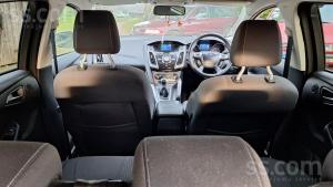 Black Ford Focus 2015 in Cesis, with an engine capacity of 1.60 L and mileage of 185 thousand km for 600 €, photo 4 on AUTOMOTO.COM.LV