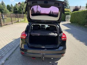 Black Ford Focus 2016 in Vilnius, with an engine capacity of 2.00 L and mileage of 170 thousand km for 4850 €, photo 9 on AUTOMOTO.COM.LV