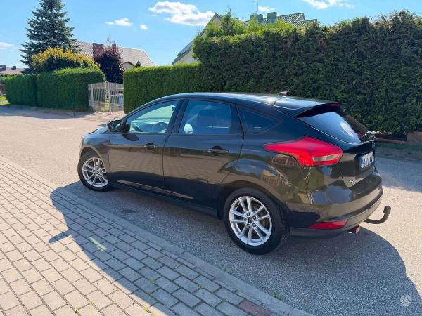 Melns Ford Focus 2016 Viļņa, ar dzinēja tilpumu 2.00 L un nobraukumu 170 tūkst. km par 4850 €, foto 10 vietnē AUTOMOTO.COM.LV