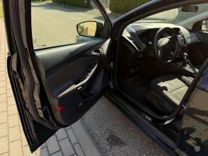 Black Ford Focus 2016 in Vilnius, with an engine capacity of 2.00 L and mileage of 170 thousand km for 4850 €, photo 13 on AUTOMOTO.COM.LV