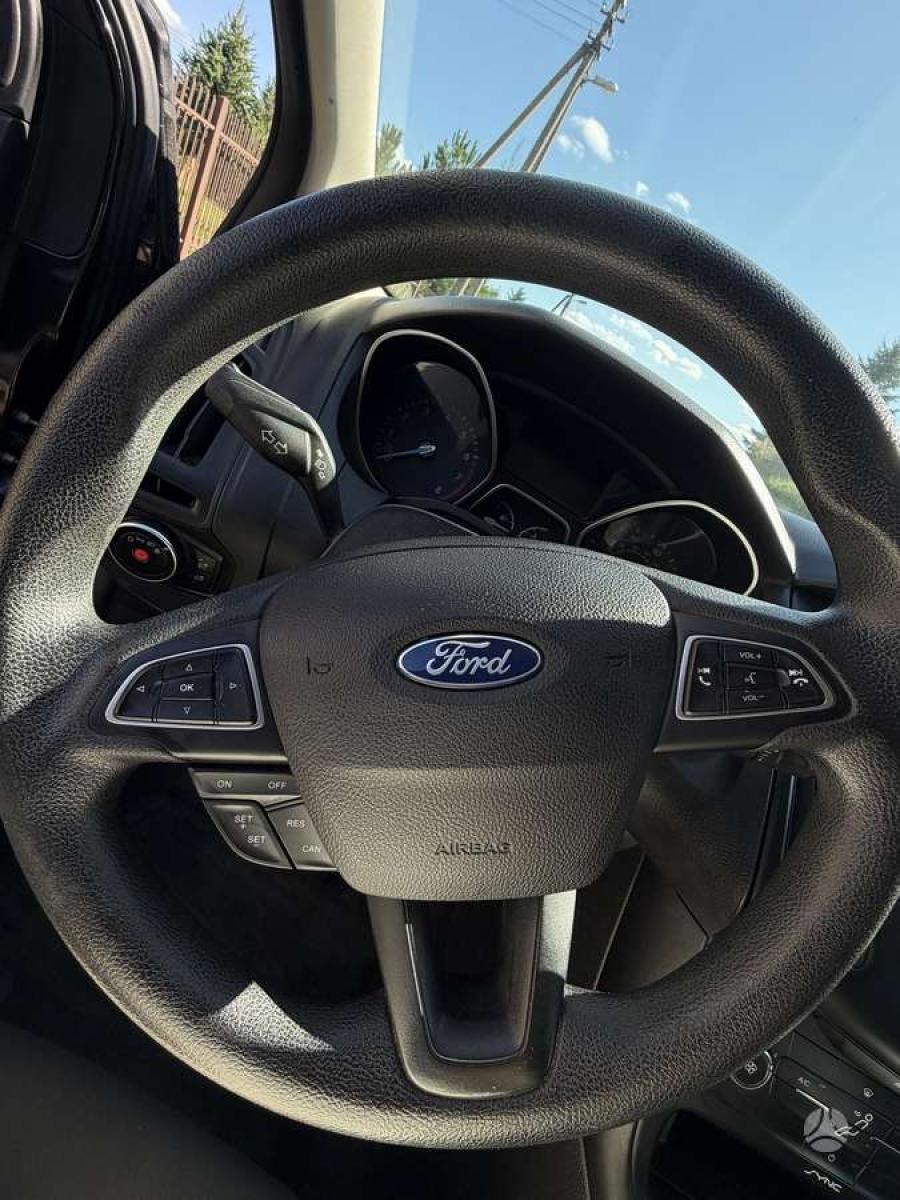 Black Ford Focus 2016 in Vilnius, with an engine capacity of 2.00 L and mileage of 170 thousand km for 4850 €, photo 26 on AUTOMOTO.COM.LV