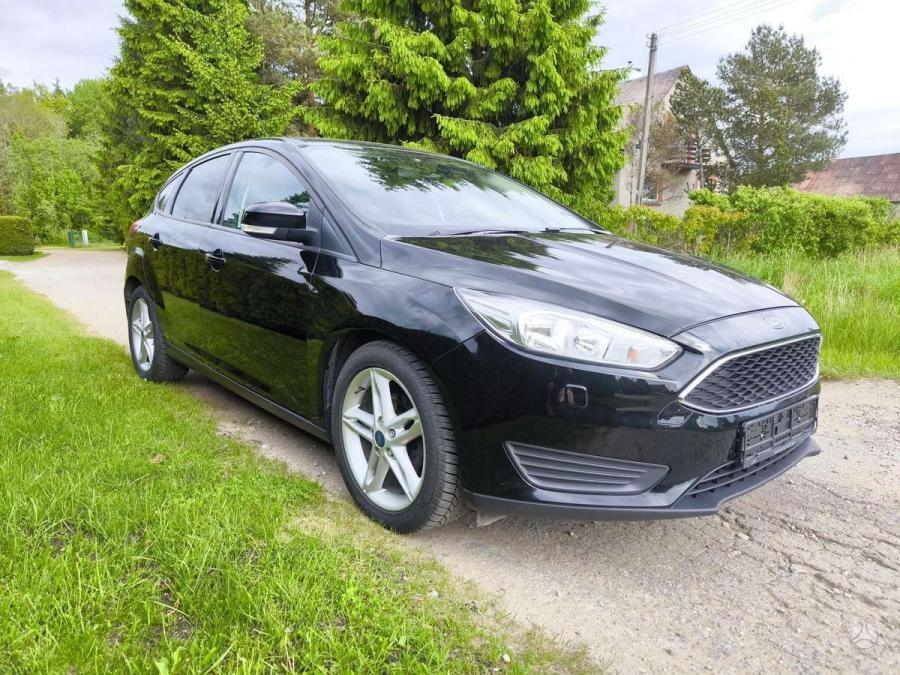 Melns Ford Focus 2016 Rokiškis, ar dzinēja tilpumu 1.00 L un nobraukumu 189 tūkst. km par 3200 €, foto 1 vietnē AUTOMOTO.COM.LV