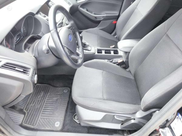 Melns Ford Focus 2016 Rokiškis, ar dzinēja tilpumu 1.00 L un nobraukumu 189 tūkst. km par 3200 €, foto 5 vietnē AUTOMOTO.COM.LV