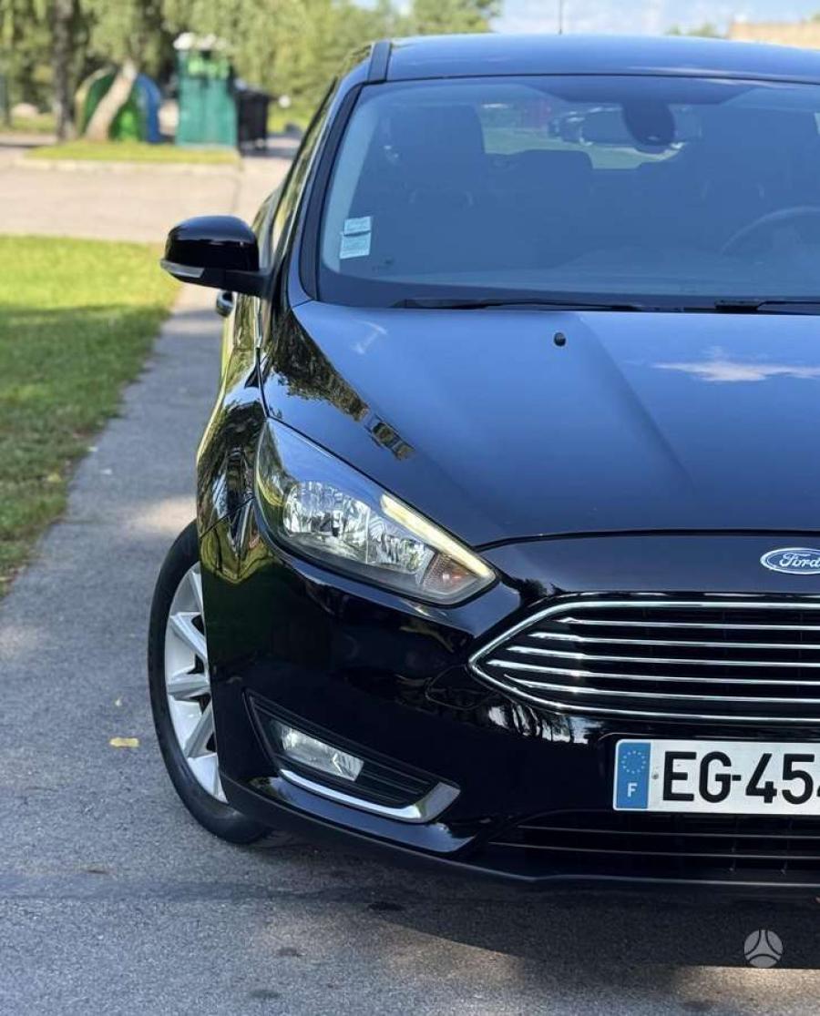 Melns Ford Focus 2016 Tauragė, ar dzinēja tilpumu 1.00 L un nobraukumu 87 tūkst. km par 5700 €, foto 3 vietnē AUTOMOTO.COM.LV