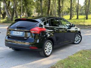 Melns Ford Focus 2016 Tauragė, ar dzinēja tilpumu 1.00 L un nobraukumu 87 tūkst. km par 5700 €, foto 5 vietnē AUTOMOTO.COM.LV
