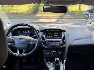 Melns Ford Focus 2016 Tauragė, ar dzinēja tilpumu 1.00 L un nobraukumu 87 tūkst. km par 5700 €, foto 14 vietnē AUTOMOTO.COM.LV