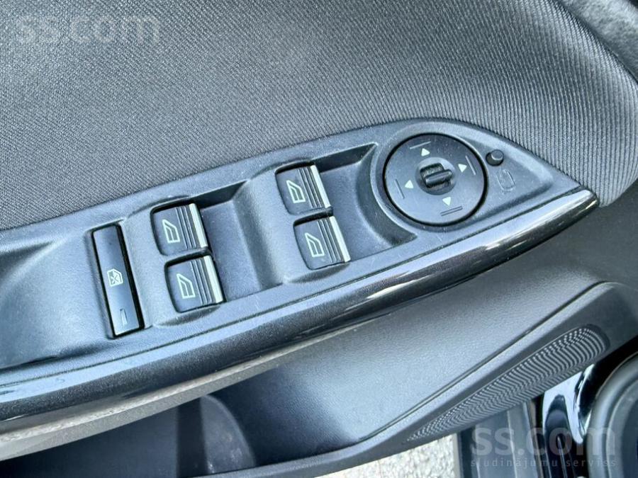 Melns Ford Focus 2016 Rīga, ar dzinēja tilpumu 1.50 L un nobraukumu 0 tūkst. km par 5990 €, foto 21 vietnē AUTOMOTO.COM.LV