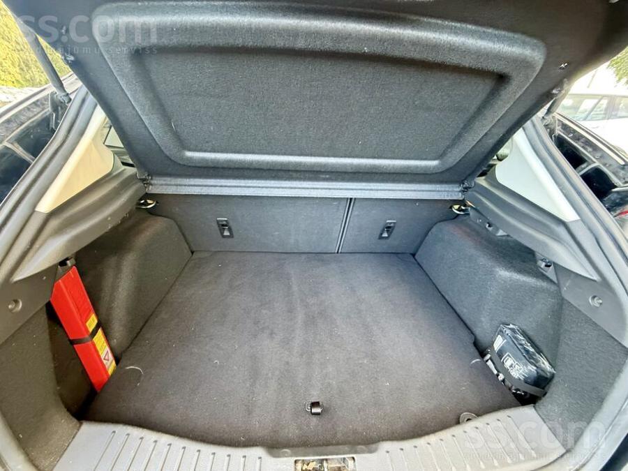 Melns Ford Focus 2016 Rīga, ar dzinēja tilpumu 1.50 L un nobraukumu 0 tūkst. km par 5990 €, foto 31 vietnē AUTOMOTO.COM.LV